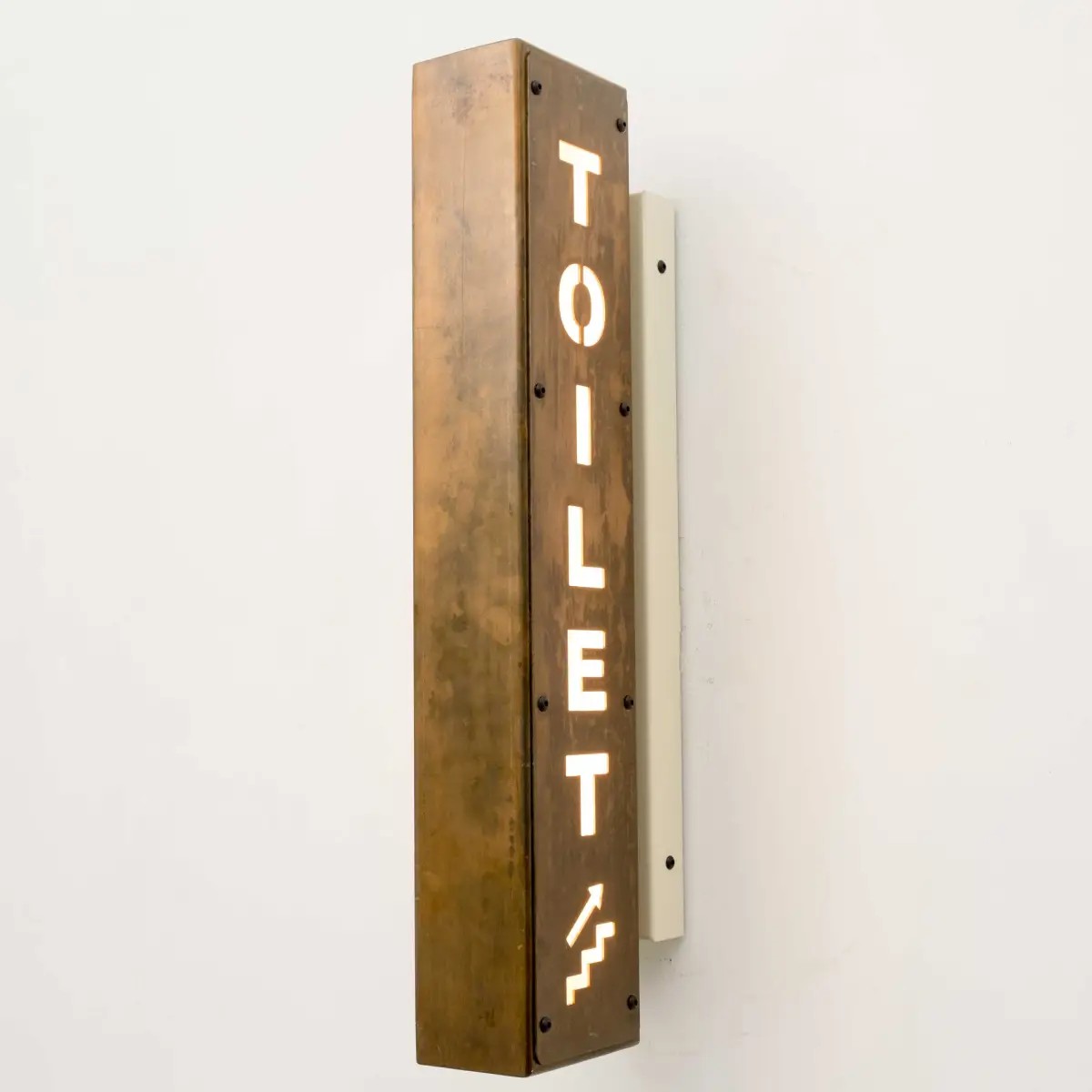 Rotulo señalización pared estilo industrial